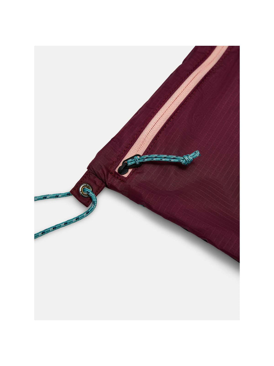 Torba PEAK PERFORMANCE Accessory Bag bordowy - Adventure Sports